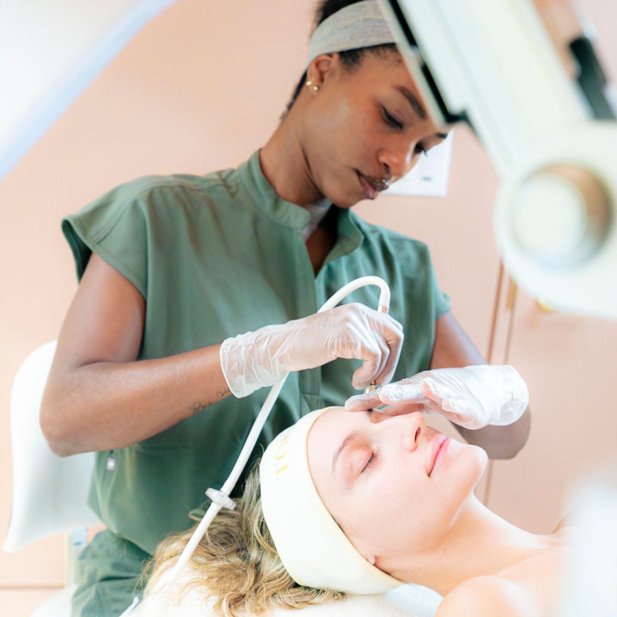Why Choose a 50-Minute Facial: The Time Your Skin Actually Needs – TOULA